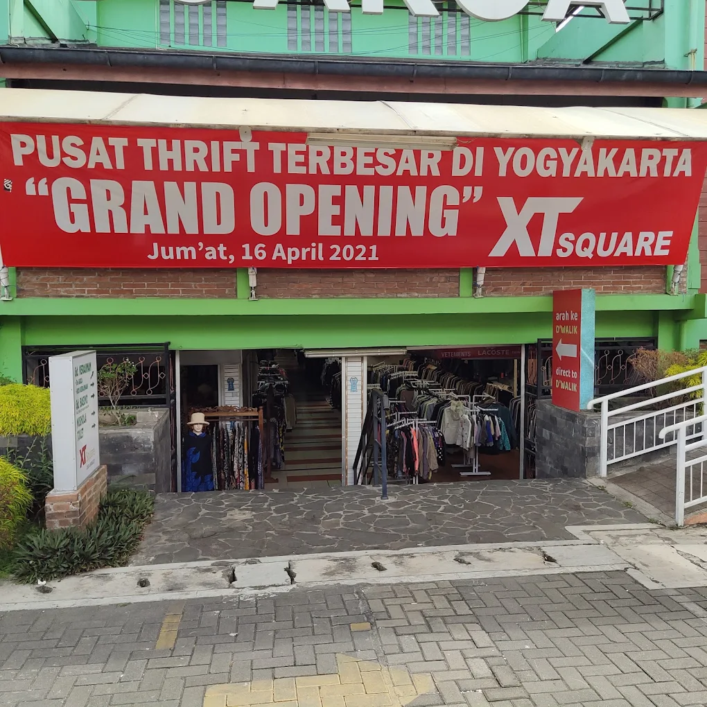 12 Tempat Thrifting Jogja yang Wajib Dikunjungi